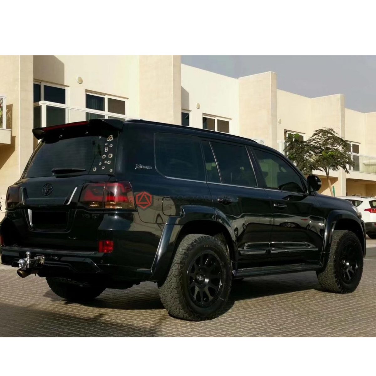 Toyota Land Cruiser FJ200 Limgene Style Body Kit with Black Edition ...