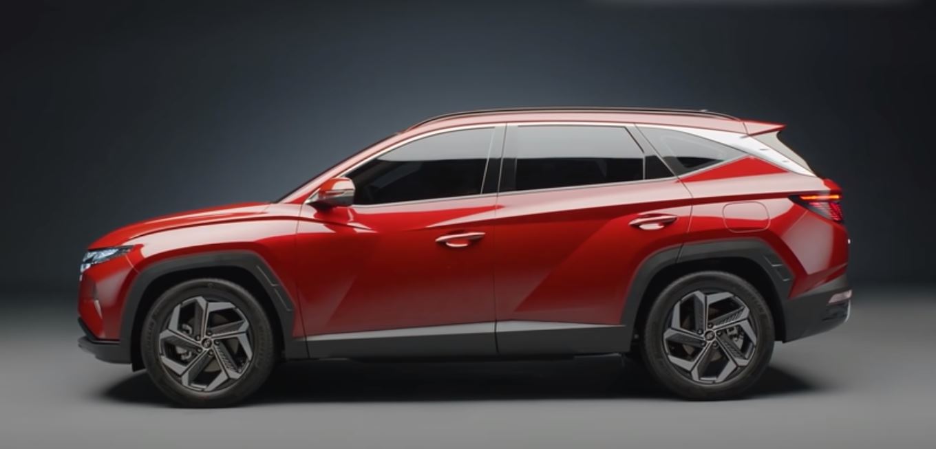 Hyundai Tucson 2021 - A Review - Autostore.pk