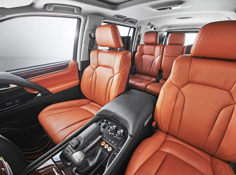 Lexus LX 570: Irresistible Looks & Performance - Autostore.pk