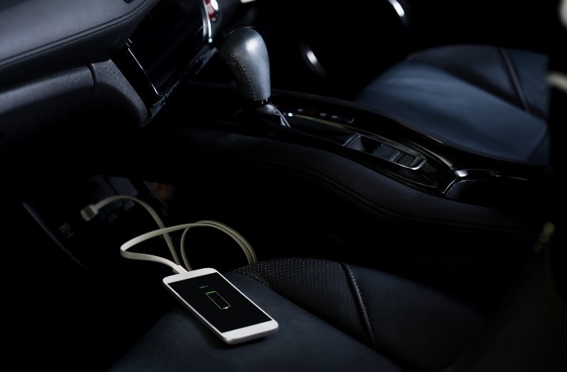 Top 9 Useful Car Accessories - Autostore.pk